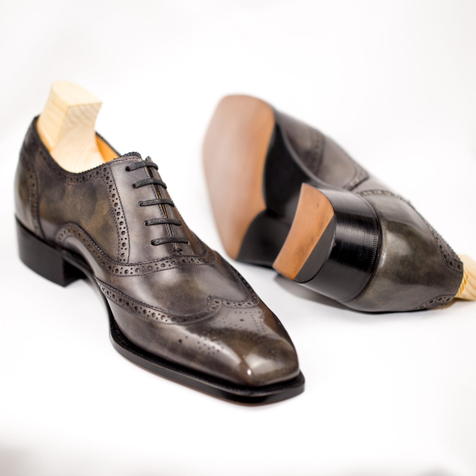 Handwelted Museum Grey Wingtip Oxford - ichigoichieshoes.com